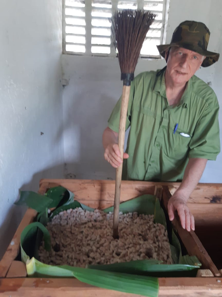 Presentado por: Albertus Eskes en Español: Nuevos Atributos del Cacao ...